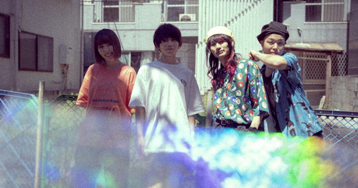 NEEはいかにして「いままで誰も聴いたことのない音楽」を生み出すのか メジャーデビューアルバム『NEE』を通して探る | Musicman