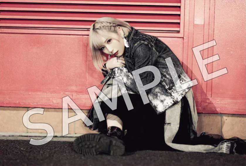 ReoNa 新EP『Naked』 店舗購入者特典ポストカード画像を一挙公開 | Musicman