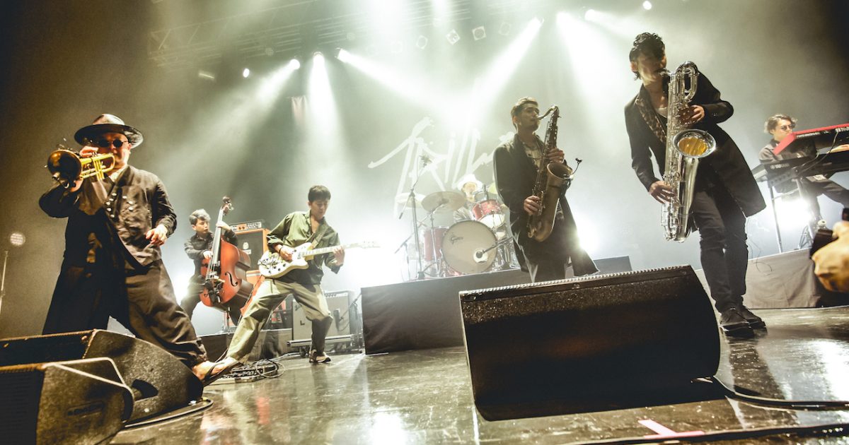 TRI4TH ゲストにチバユウスケ、ヒラマミキオ、青木ケイタを迎え、Zepp DiverCityで15周年記念ツアーが閉幕 | Musicman