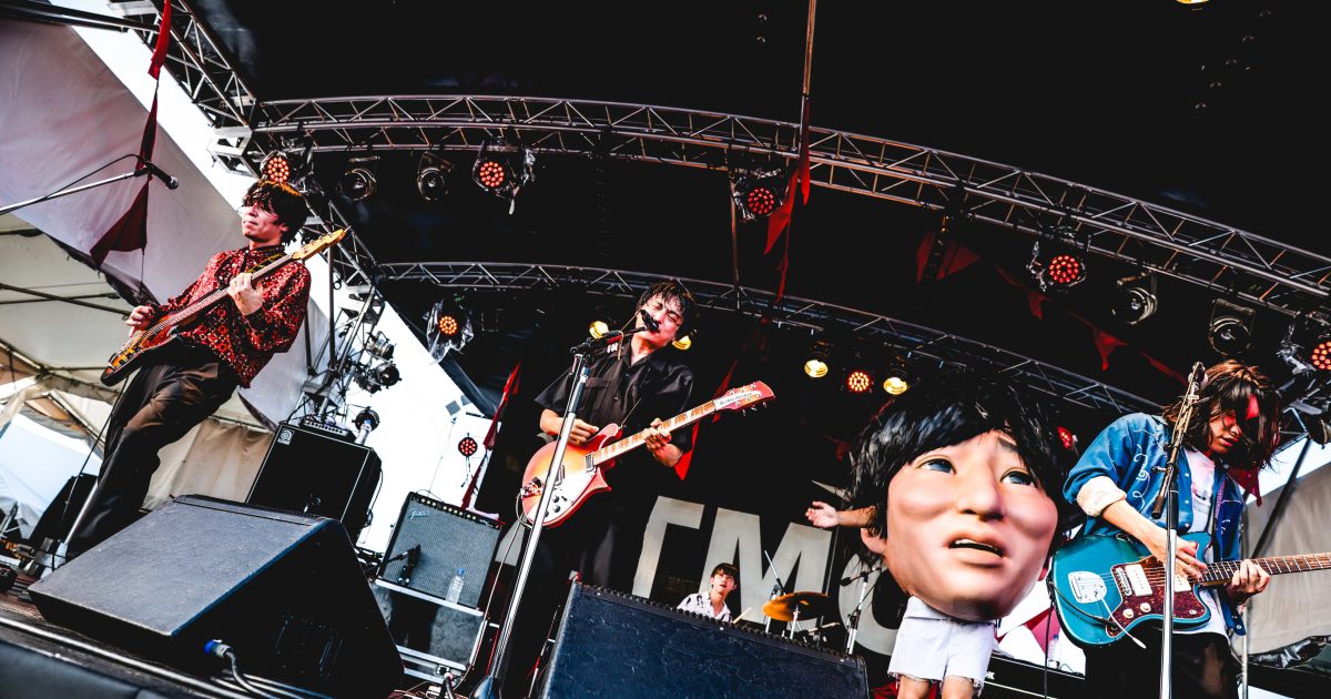 THE 2『RUSH BALL 2022』ライブレポートーー向こう見ずな狂気を持ちながら、大衆にぶっ刺せる凄み | Musicman