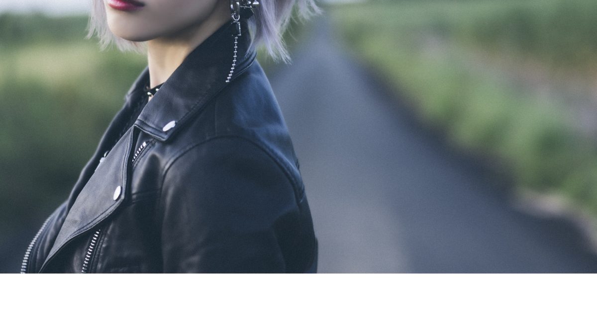 ReoNa 初のアーティストブック『Pilgrim』発売決定 本人からのコメントも到着 | Musicman