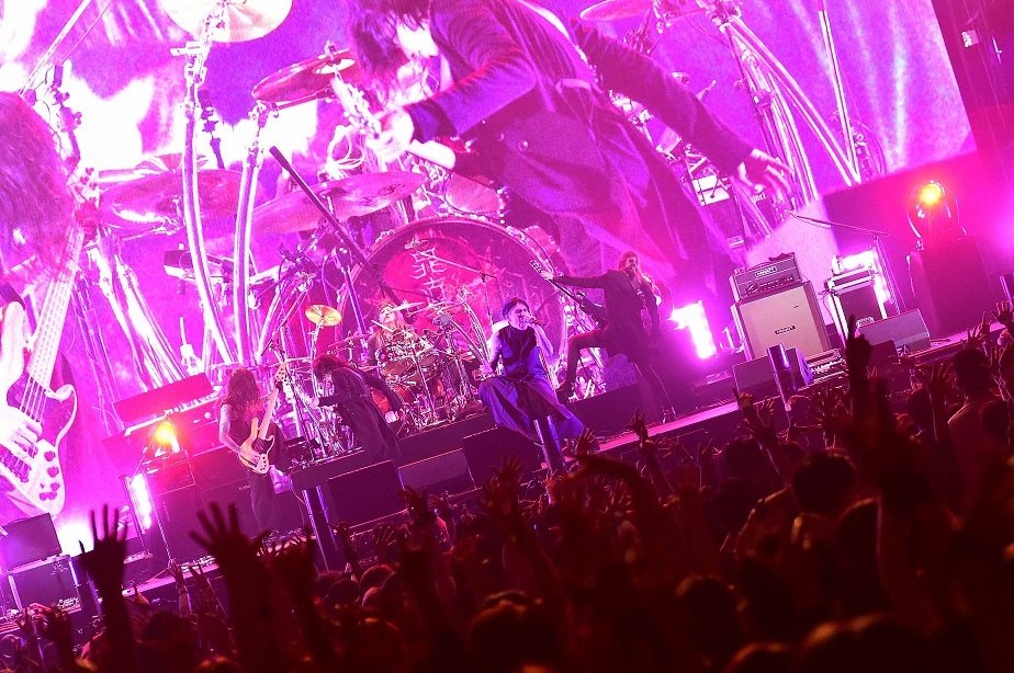 lynch.、日本武道館公演の放送＆配信に先駆けてメンバーコメント入りライブダイジェストを公開 | Musicman