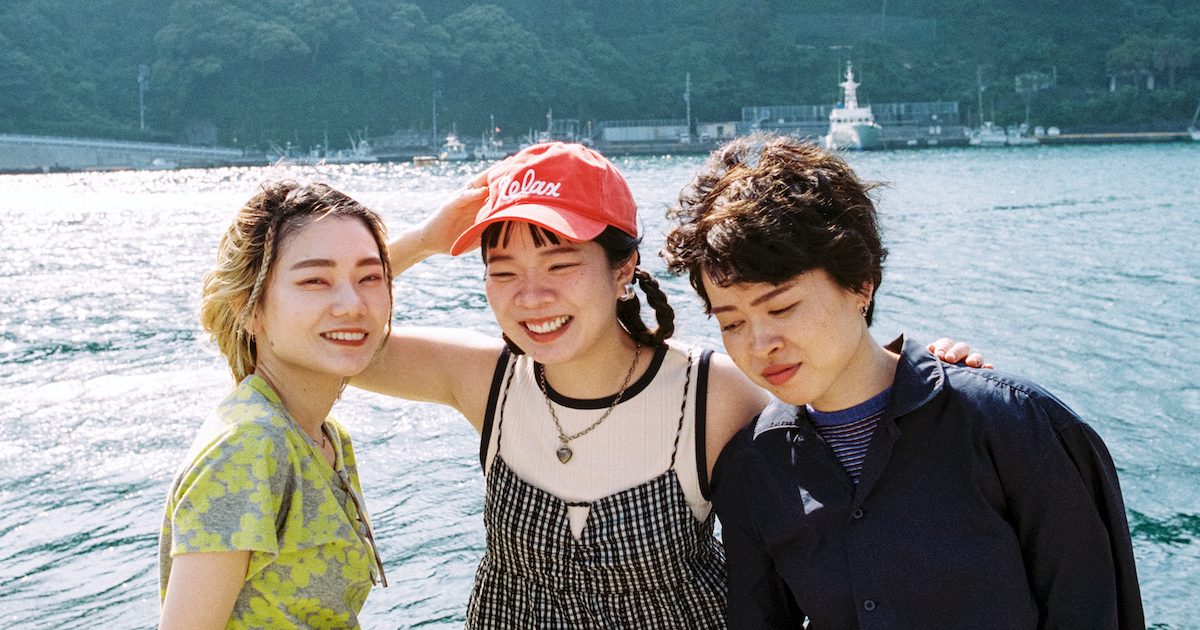 SHISHAMO、夏の新曲「夏恋注意報」配信に先駆けてティザー映像を公開 MVのプレミア公開＆メンバー出演YouTube生配信も実施 | Musicman