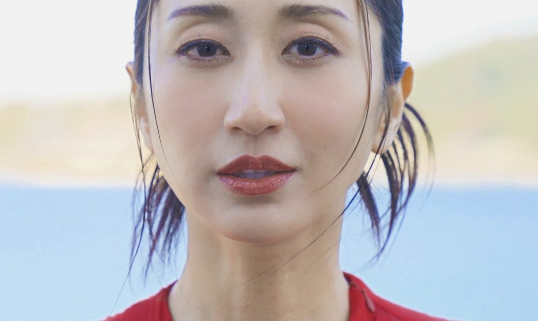 Ms.OOJA、アルバム『40』の収録曲「光射す方へ」のミュージックビデオ公開 | Musicman