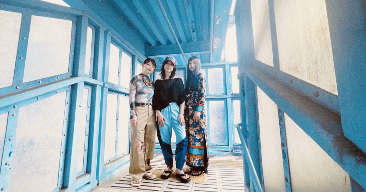 オルタナティヴロックバンド SPOOL、デジタル・シングル「秋桜」リリース | Musicman